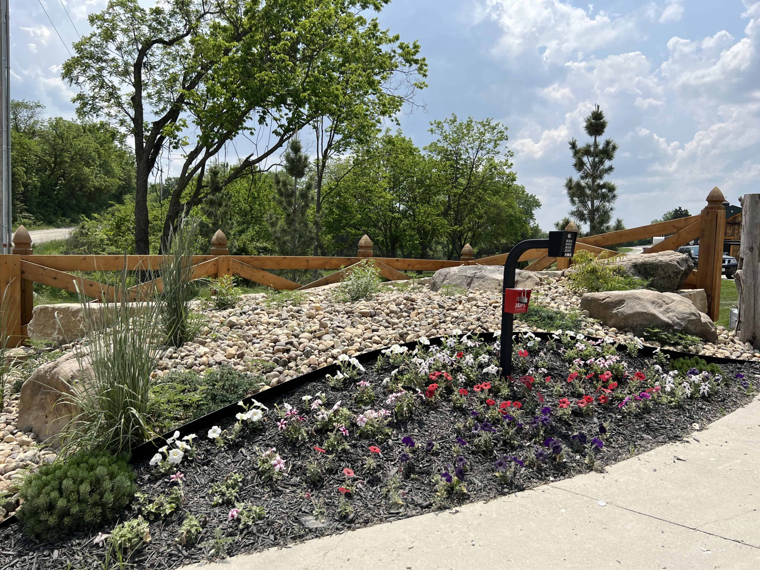 Showcase - The Shamrock Ranch - Blue Sparrow Lawn and Landscape